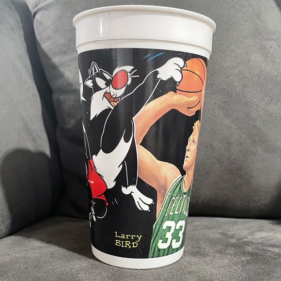 McDonald's | Dining | 995 Mcdonalds Looney Tunes Larry Bird Plastic Cup ...